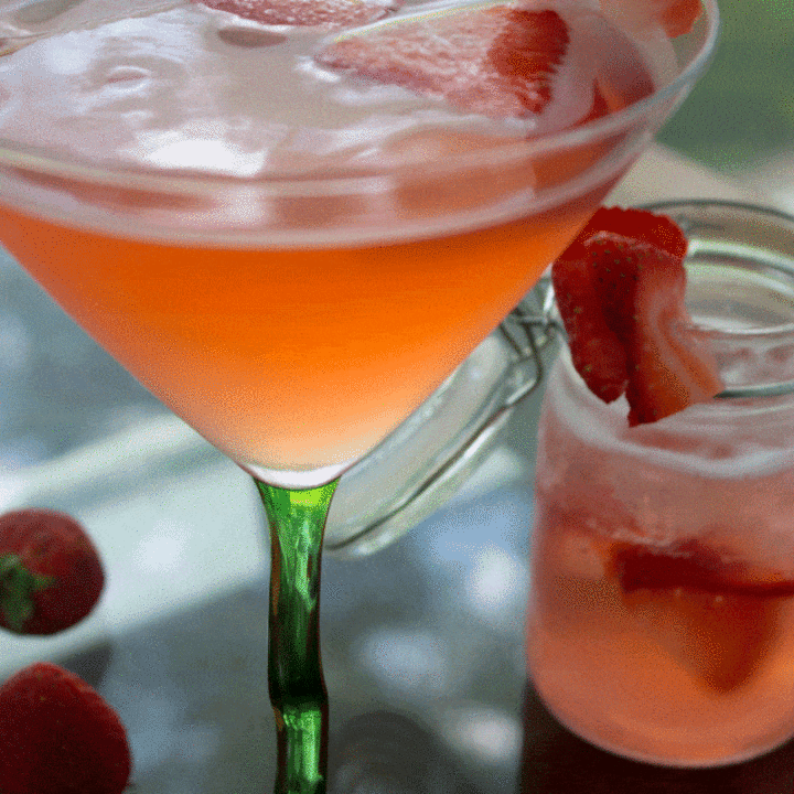 How to Make a Fruity Martini at Home - My Forking Life