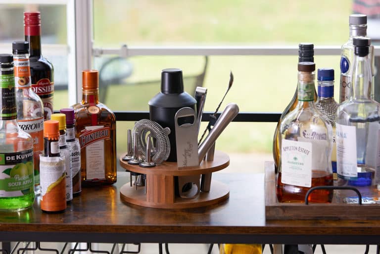 The Ultimate Guide to Setting Up Your Own Home Cocktail Bar - My ...
