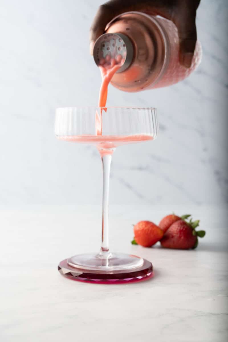 Pink Lady Cocktail (No Egg White): A Refreshing Twist on a Classic - My ...